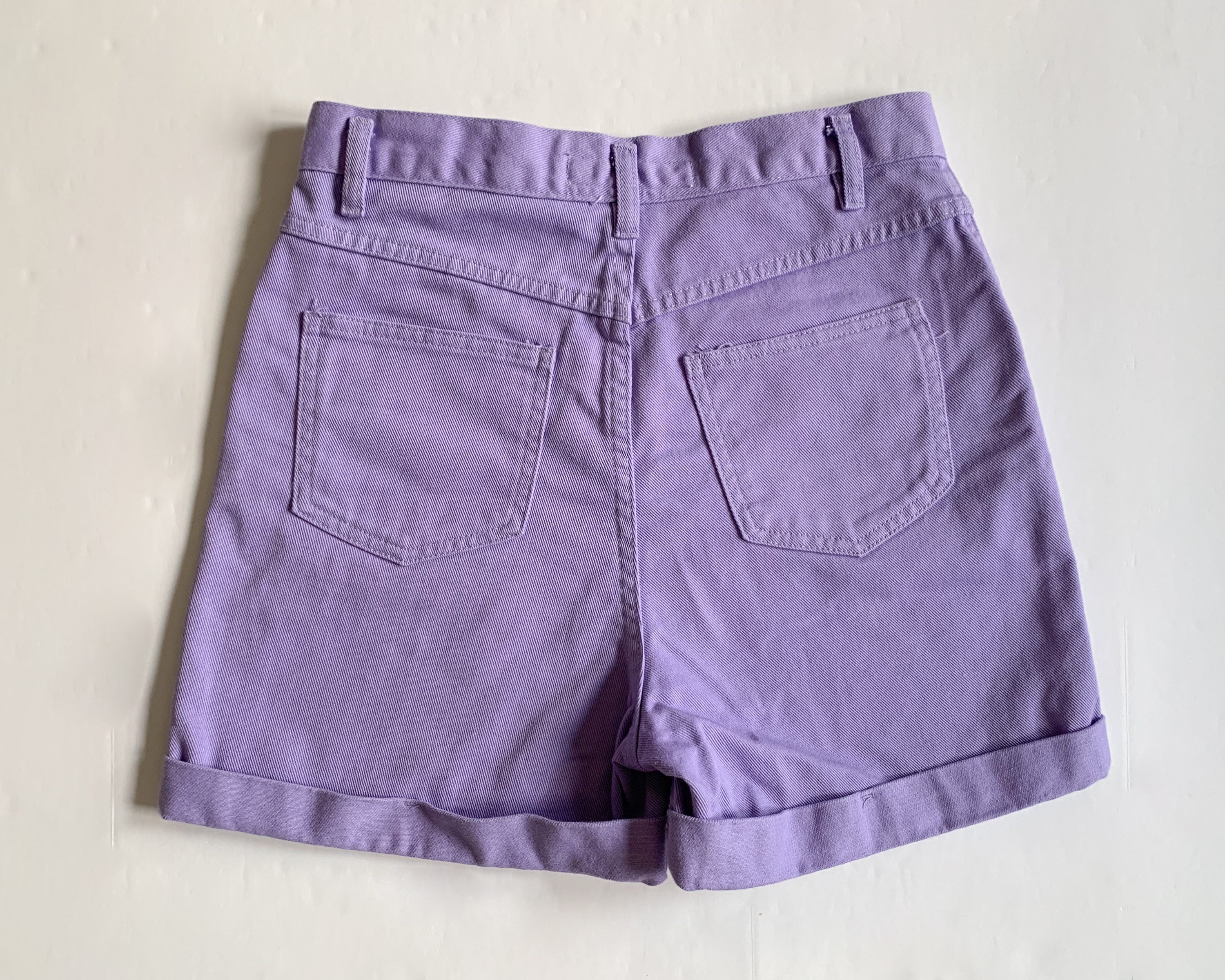 Vintage 1990s purple high waisted button fly denim shorts, W27, W28