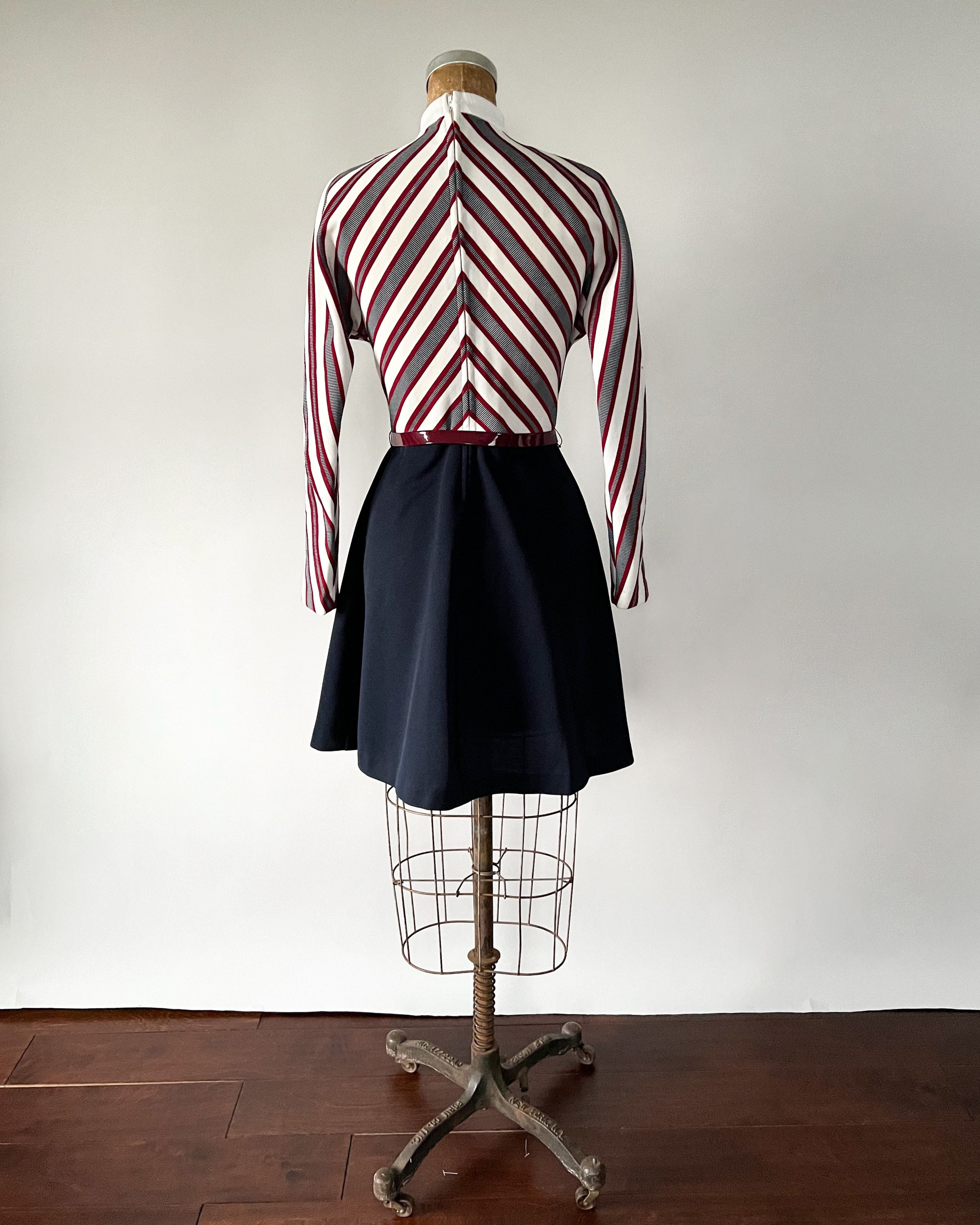 Vintage 1960s Mod Navy White Red Chevron Mock Neck Mini, Extra Small, Small