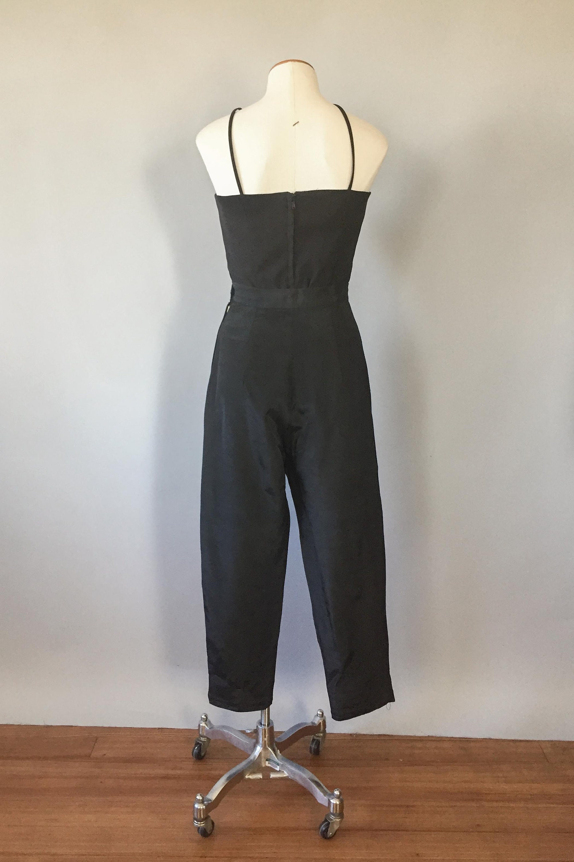 Vintage 1950s 50s 1960s 60s black high waisted capris cropped pants ...