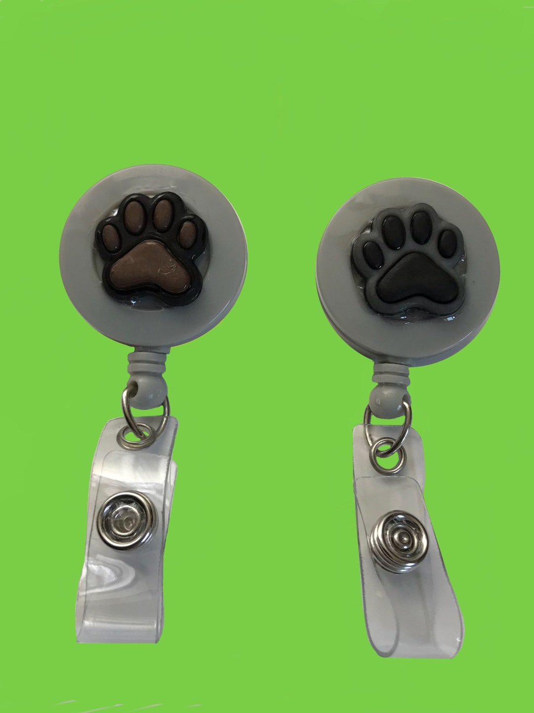 ONE Paw Print Badge Reel Holder for the Animal Lover - Etsy