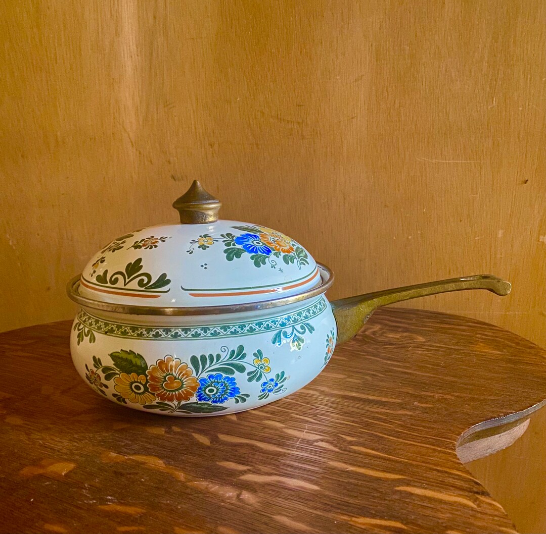 Vintage ASTA Enamelware Sauce Pan With Lid Old Amsterdam Pattern MCM ...