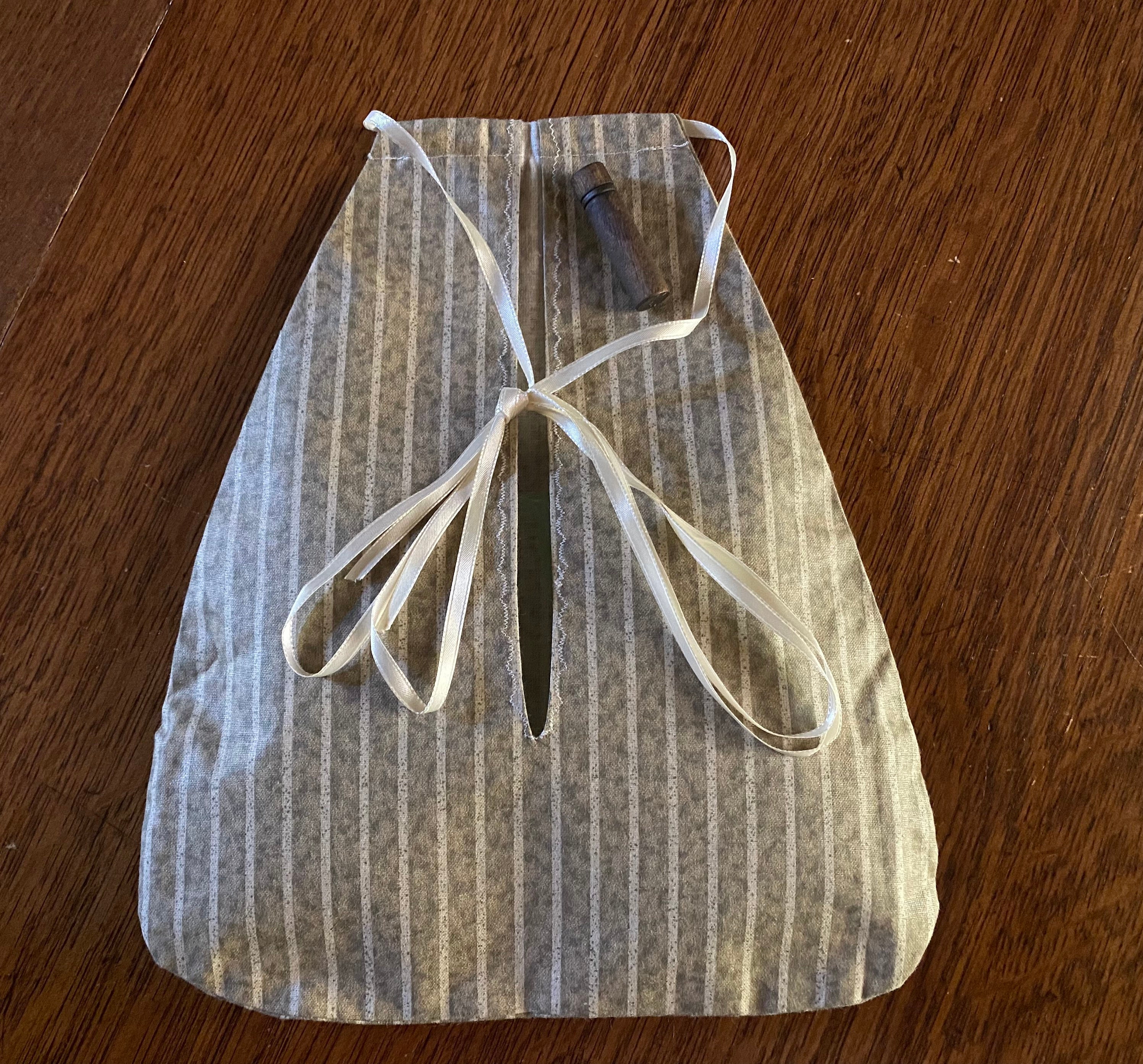 Quaker Colonial Bonnet & Matching Necessities Pouch With - Etsy