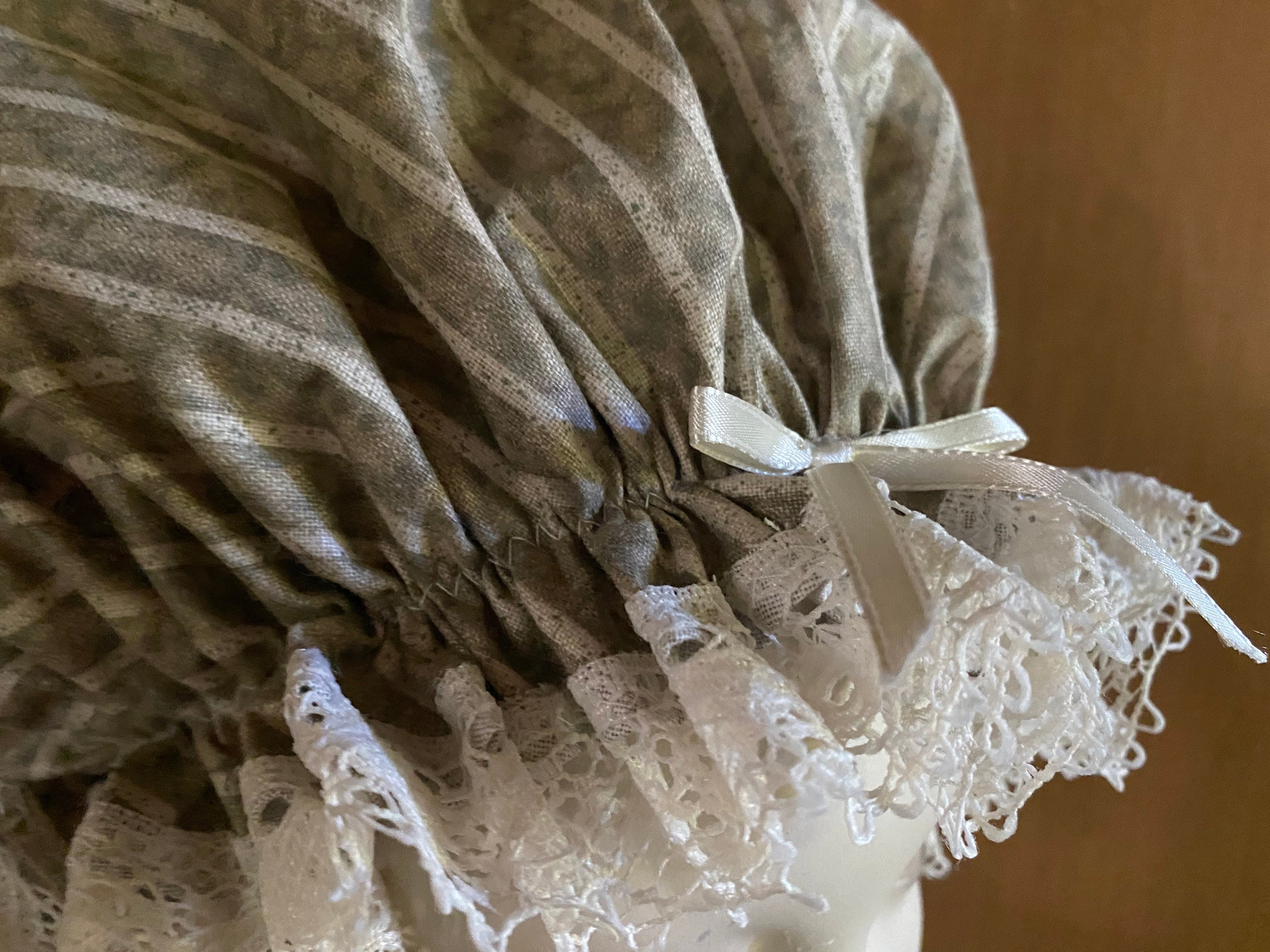 Quaker Colonial Bonnet & Matching Necessities Pouch With - Etsy