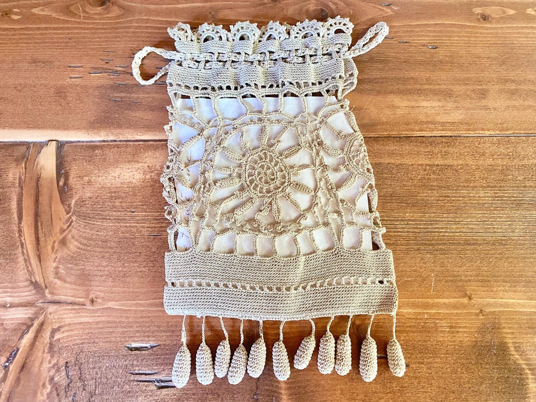1920s Drawstring Pouch Purse Hand Crocheted Tassel Detail - RESTORATION ...