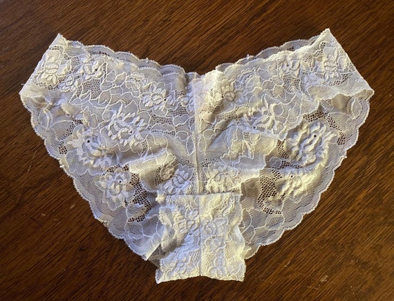 SALE Victoria s Secret Ivory Lace Panties Size Medium Etsy UK