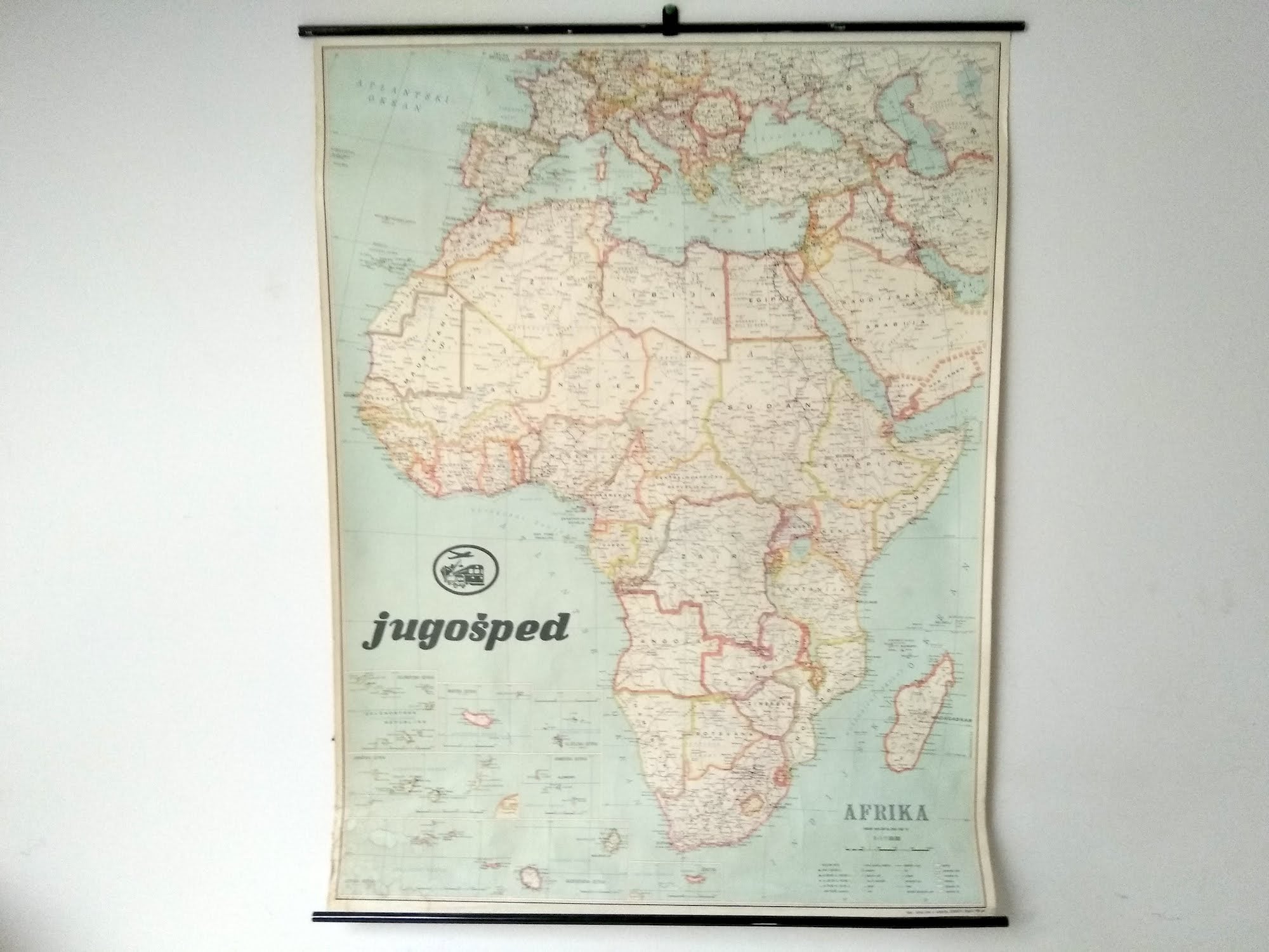 Vintage Map of Africa / Wall Art / Home Decor/ 80s - Etsy