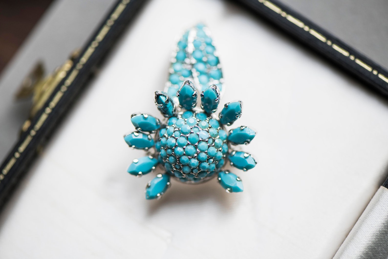 Vintage Turquoise Flower Brooch, Costume Jewelry Pin - Etsy