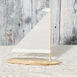 Pitite Driftwood Sailboat Linen Sails 3 to 5 Inches Seaside Nautical ...