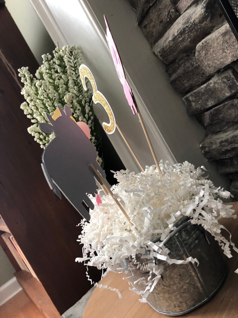 Barnyard Birthday Decorations Barnyard Baby Shower Barnyard - Etsy