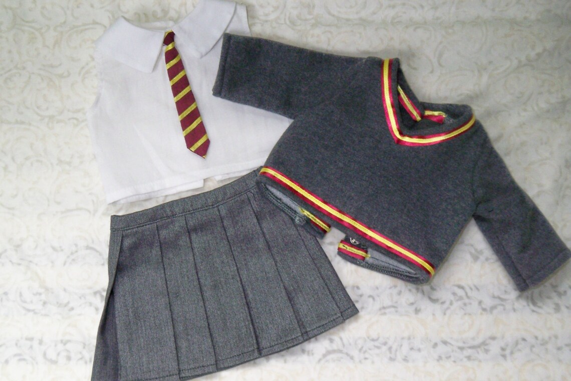 Hogwarts School Uniform Sewing Pattern - American Girl Dolls, Hermoine ...