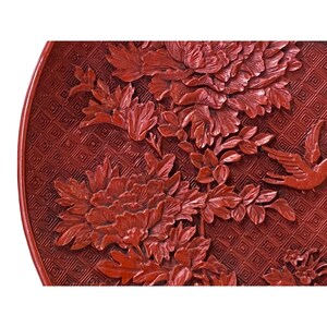 Chinese Red Resin Lacquer Round Flower Bird Relief Carving Accent Plate ...
