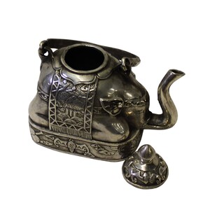 Chinese Handmade Metal Silver Color Elephant Shape Teapot Display ...