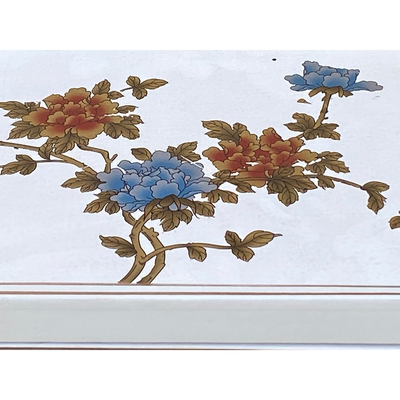 Chinese off White Vinyl Moon Face Flower End Table Nightstand Cs7130e ...