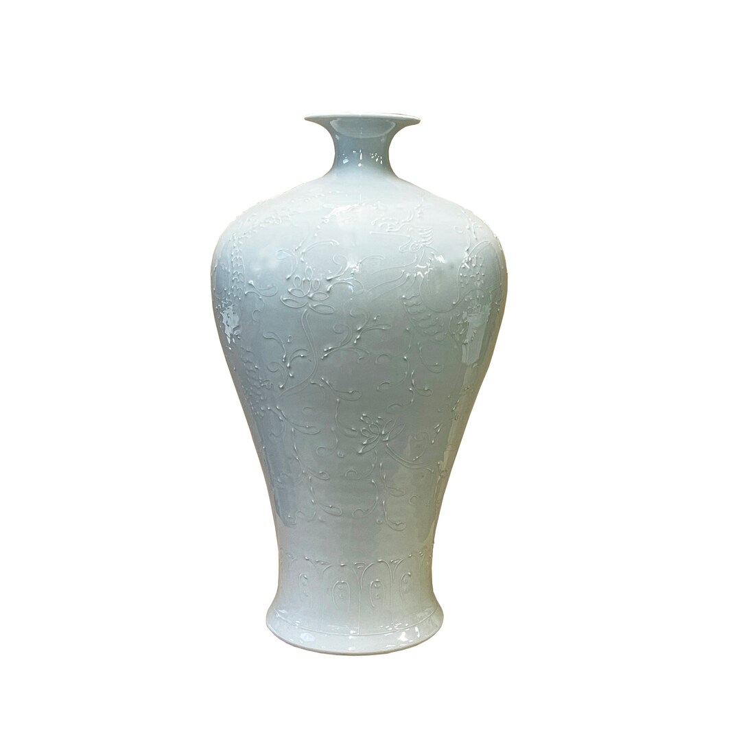 Chinese off White Porcelain Relief Floral Pattern Pear Shape Vase Ws2952e - Etsy