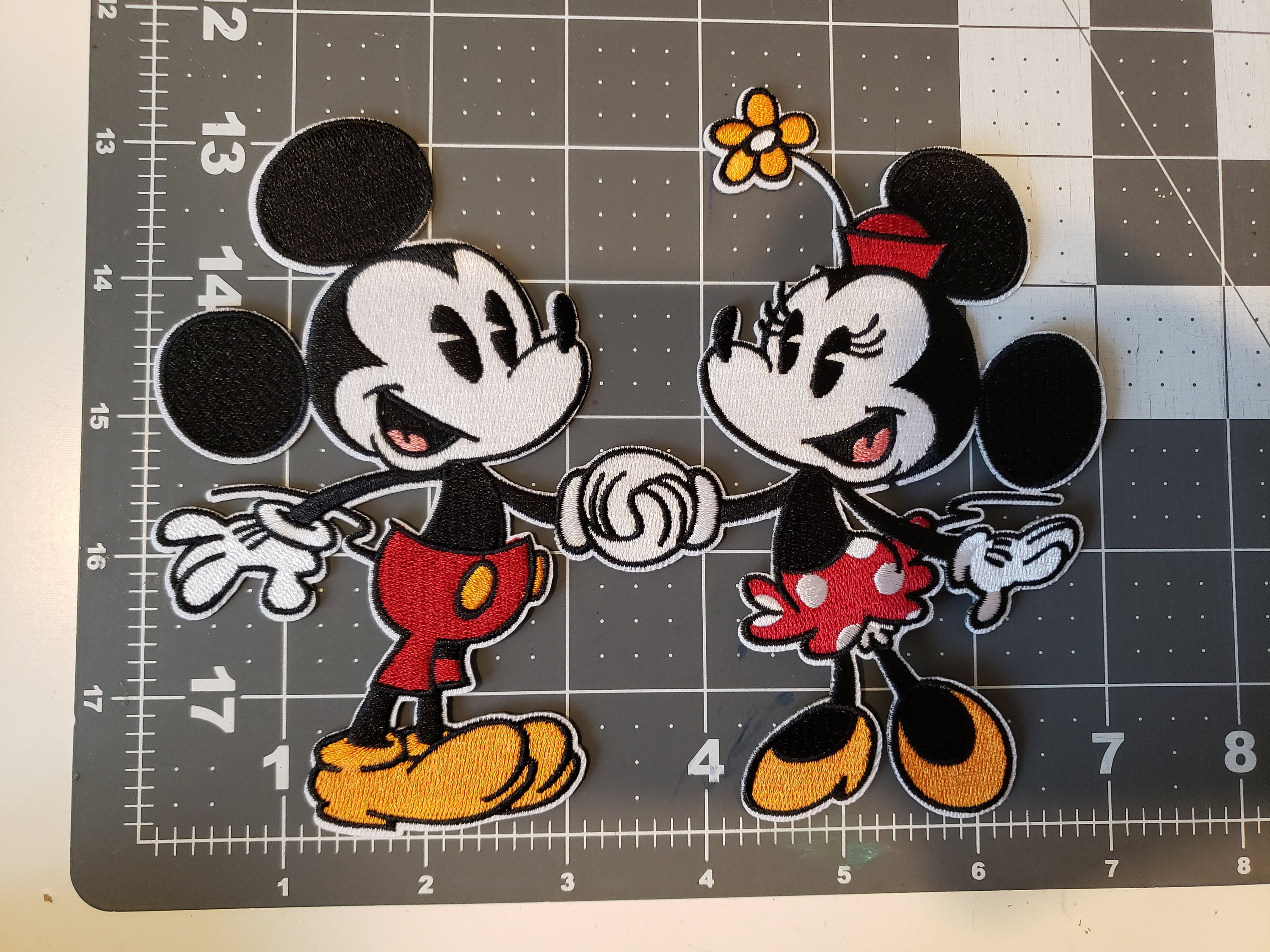 Mickey And Minnie Mouse Holding Hands Drawing
