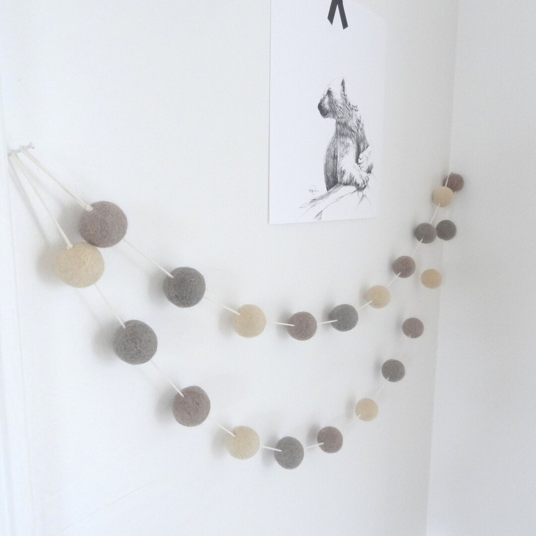 Felt Balls Garland/beige Grey Cream/pompom Garland/soft Color/modern ...