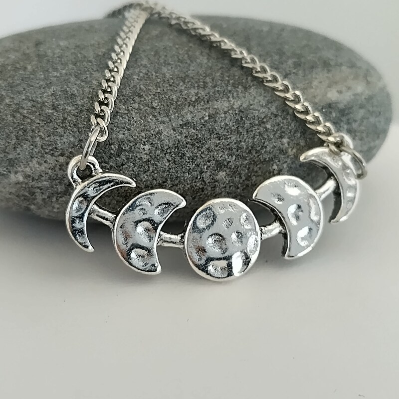 Moon Phase Necklace - Etsy