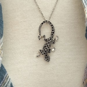 Lizard Necklace, Silver Lizard Necklace, Gecko Necklace - Etsy