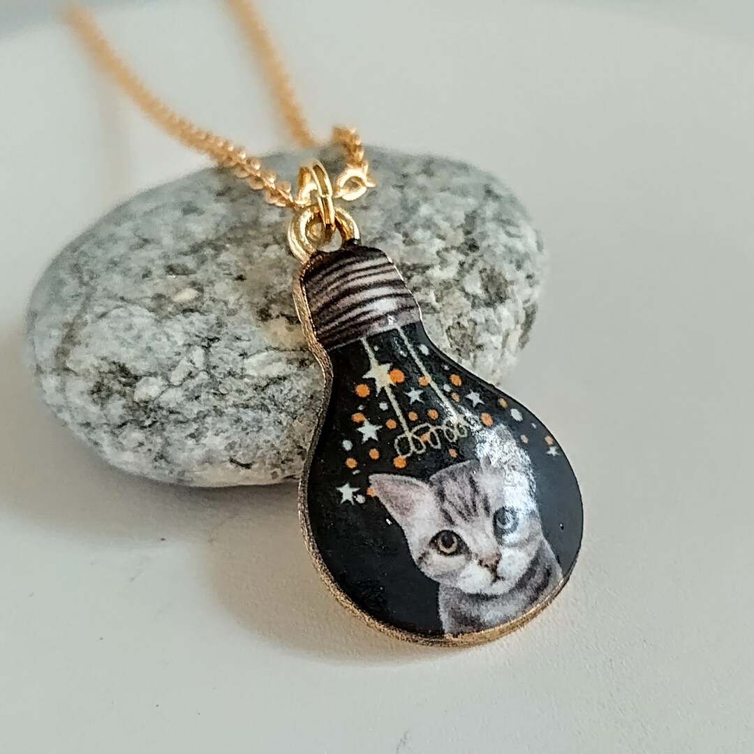 Tiny Cat Necklace, Cute Cat Necklace, Cat Light Bulb Necklace - Etsy