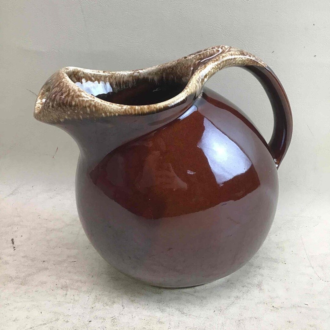 1960s Hull Pottery Brown Dripware 52-oz Jug Pitcher - Etsy