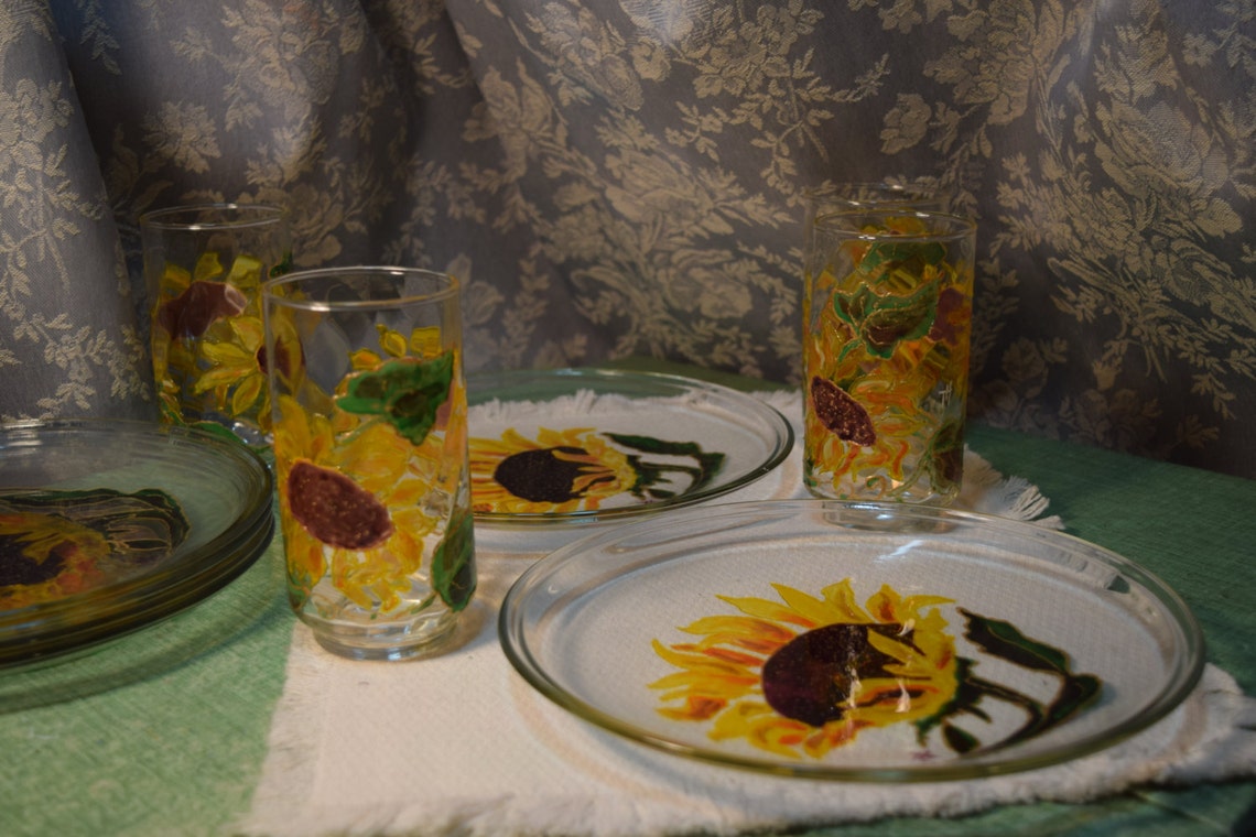 Hand Painted Plates, Glass Plate, Sunflowers, Painted Plates ...
