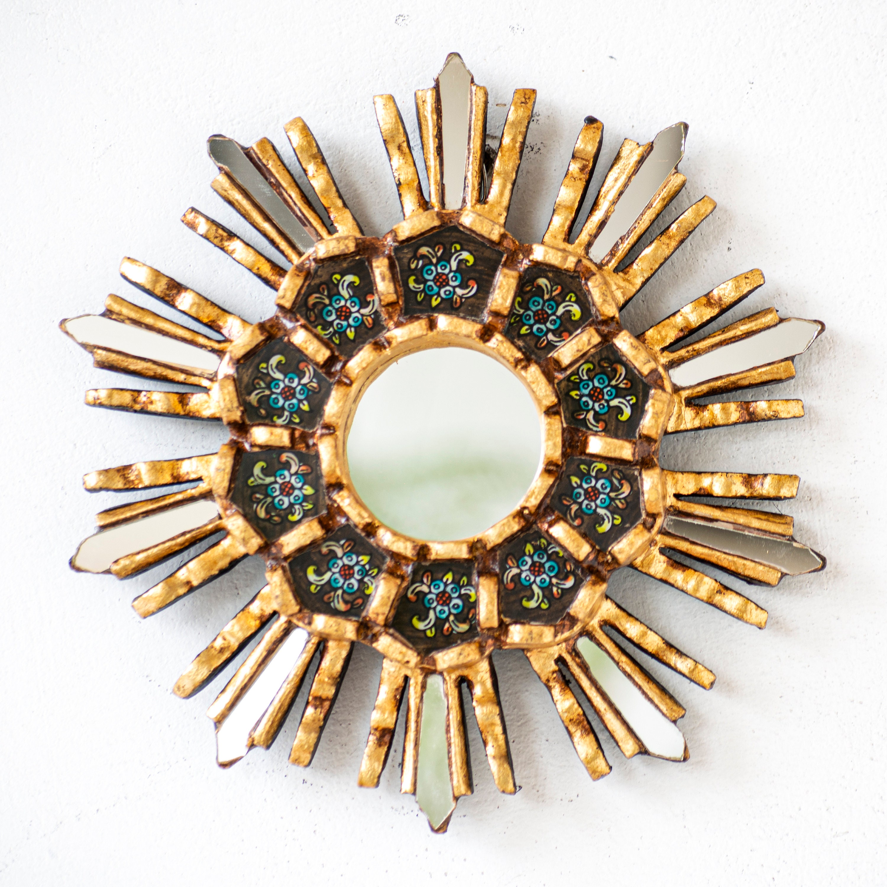 Decorative Sunburst Black Wall Mirror 7.8 for Room Decor Peruvian ...