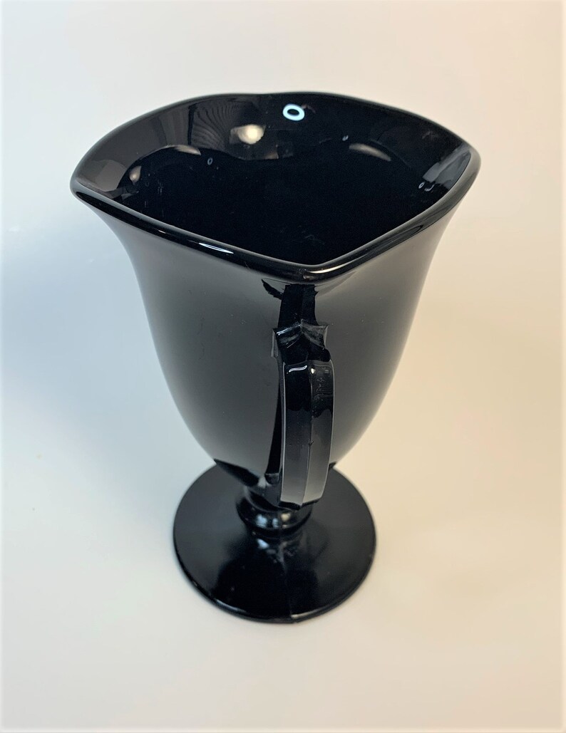 L.E. Smith Black Amethyst Glass Trophy Vase /circa 1930 - Etsy