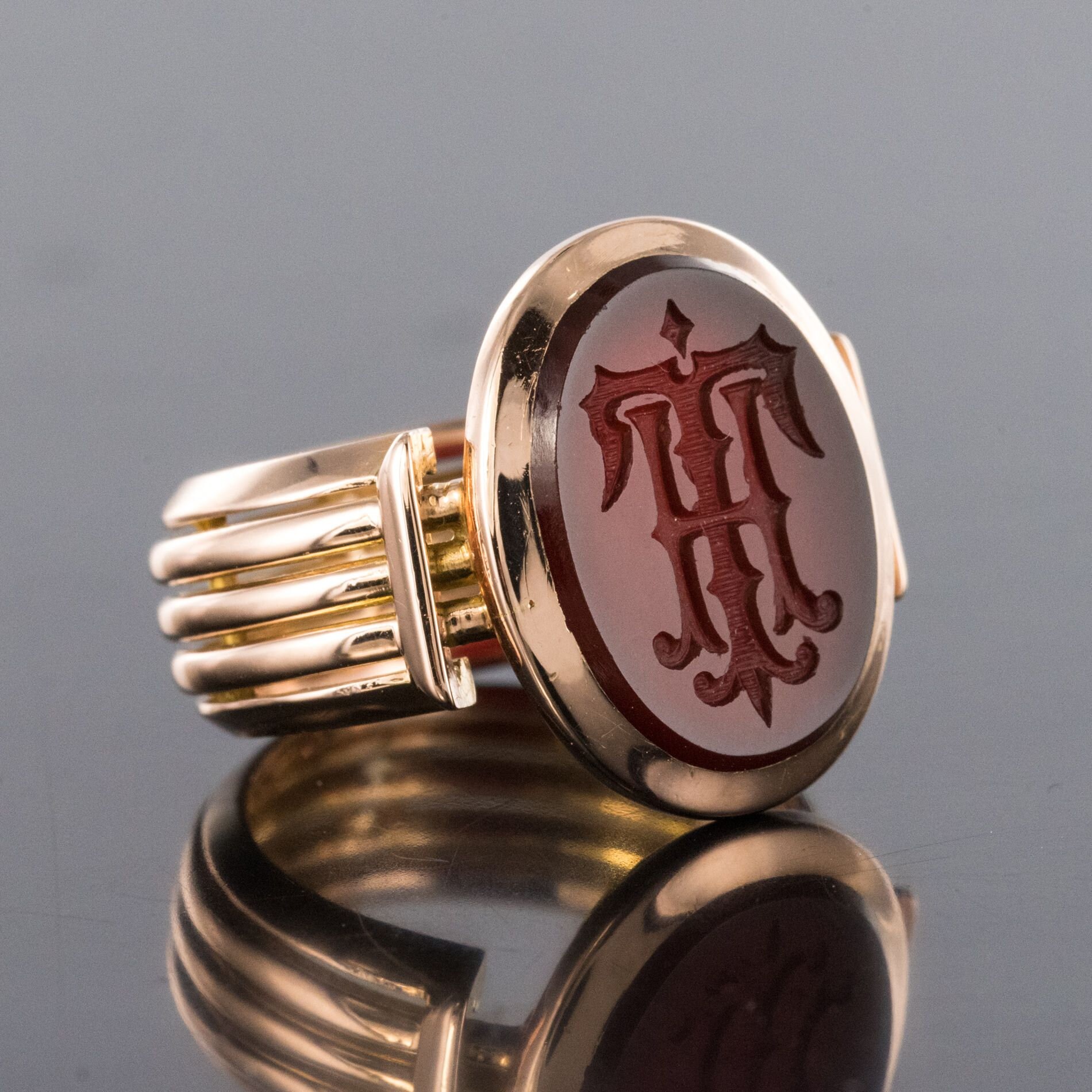 Anillo de sello oro e intaglio sobre cornalina - Etsy España