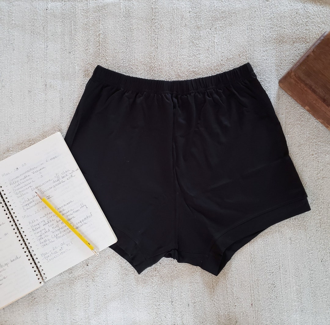 Black Unisex Iyengar Yoga Shorts- FREE SHIPPING WORLDWIDE - Etsy
