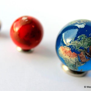 Orrery Planet Marbles 1:300 Million Scale - Giant 35mm Earth Globe ...