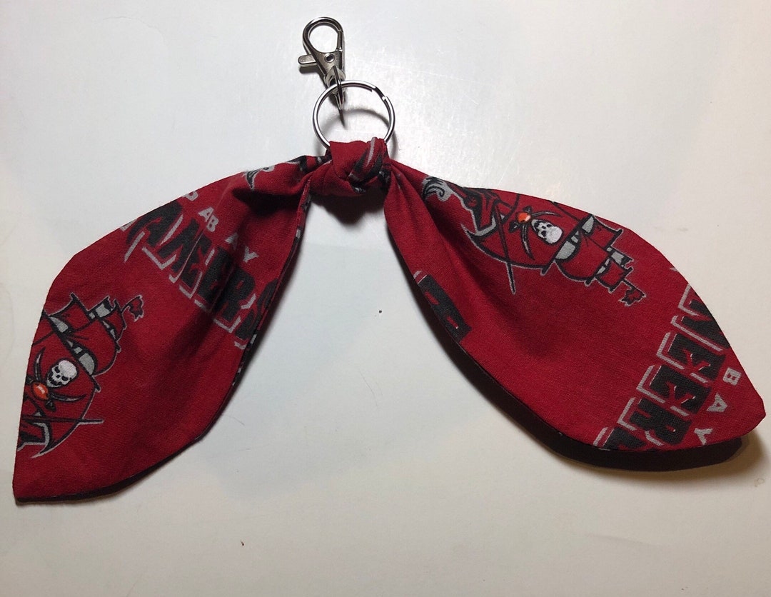 Tampa Bay Buccaneers Key Chain Ring Zipper Charm Handbags Jackets ...