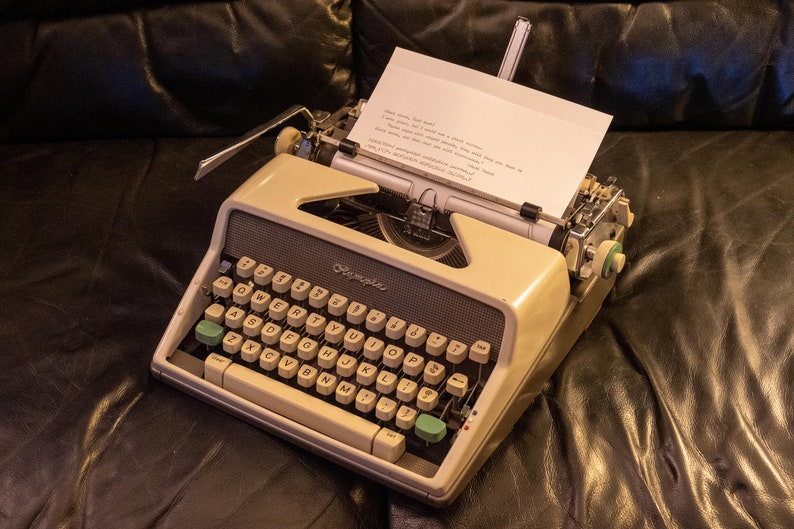 Vintage Olympia SM7 Deluxe Typewriter W/ Cursive Font/typeface - Etsy