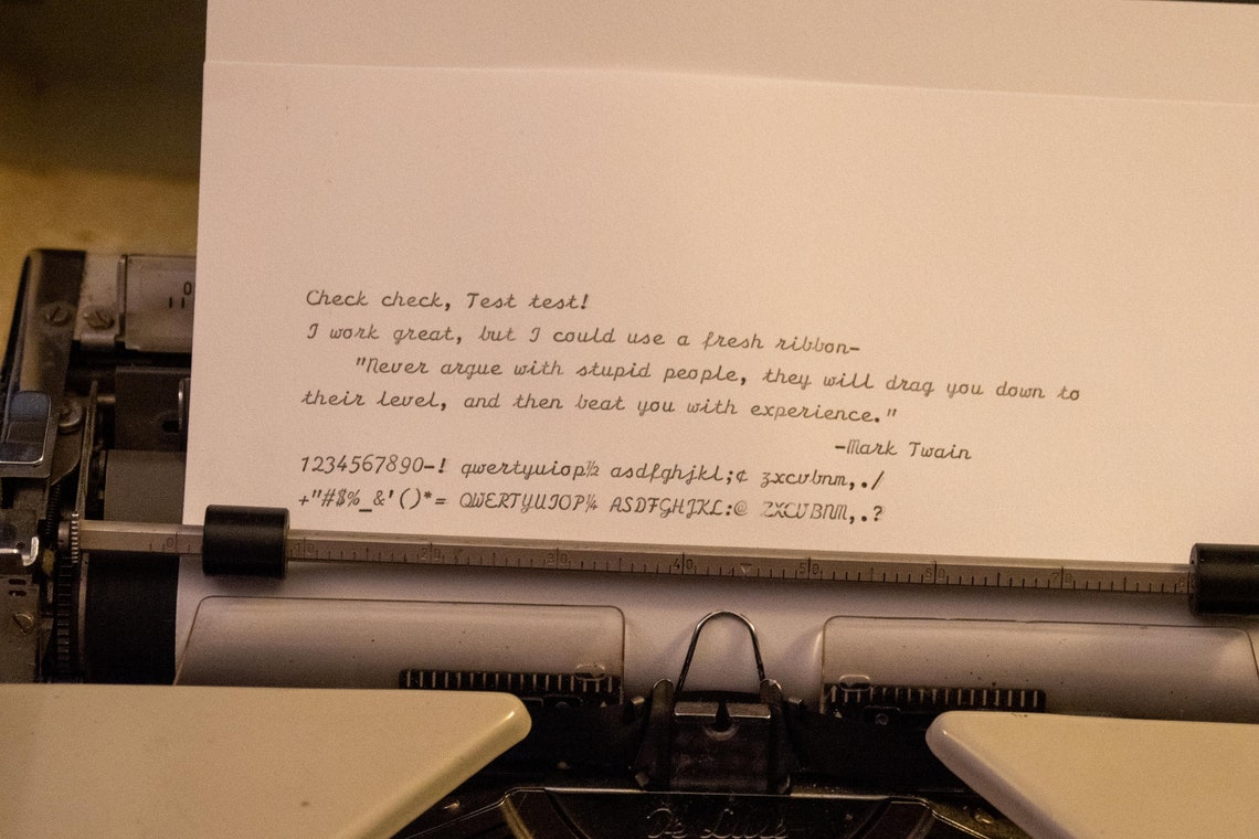 Vintage Olympia SM7 Deluxe Typewriter W/ Cursive Font/typeface - Etsy