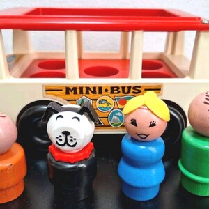 VTG Fisher Price Little People Mini Bus Red 1969 With 3 People 1 Dog EC ...