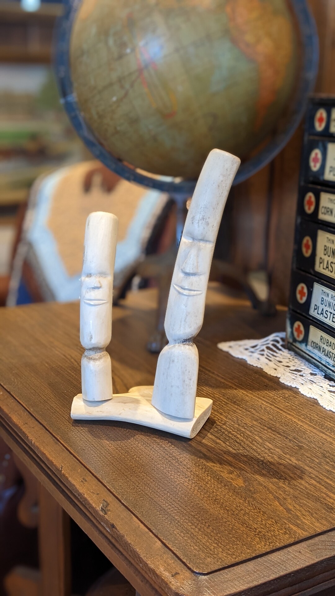 1979 Eskimo Point Northwest Territories Arviaq Nunavut Carved Caribou Antler Two Heads- Unsigned ...