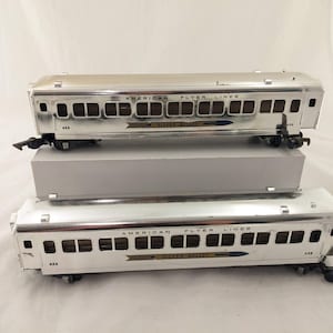 Vintage American Flyer Silver Bullet Toy Train With Passenger Cars C ...