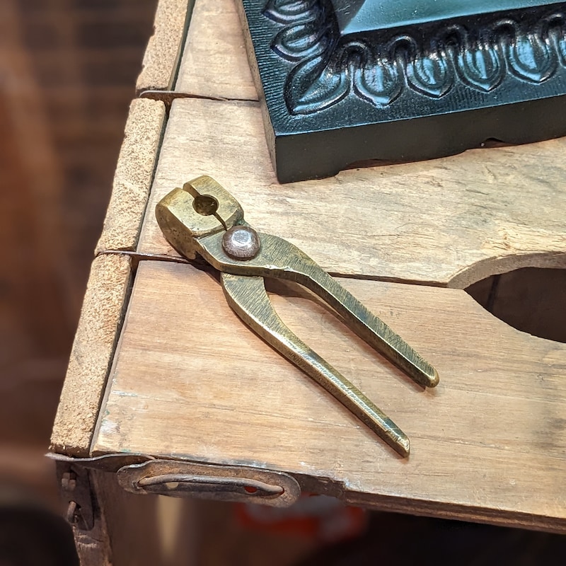 Antique Round Ball Mold - Etsy Canada