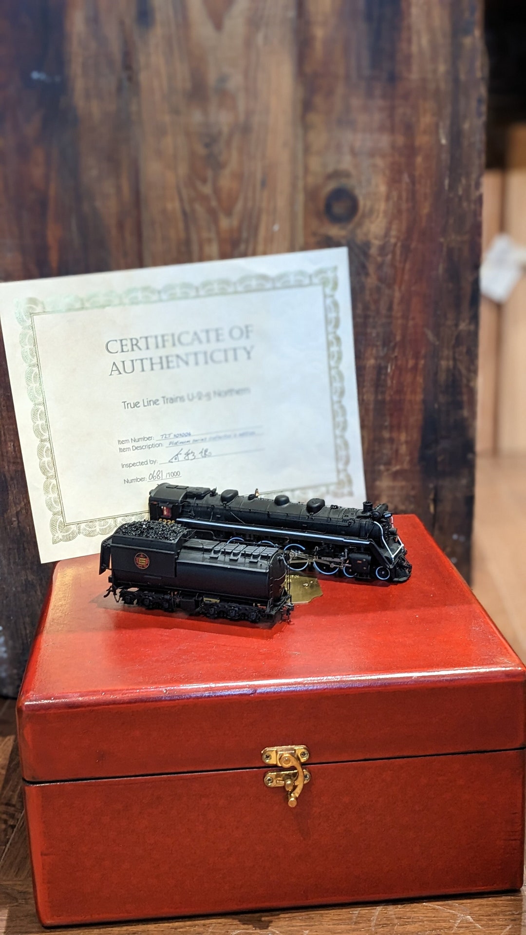 True Line Model Train CN U2G Northern Canadian National Railroad ...