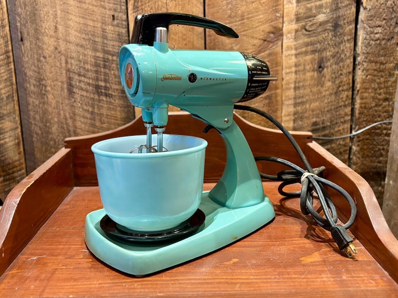 Vintage Sunbeam Mixmaster Turquoise With Original Mixing Bowls - Etsy