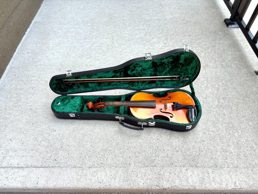 1978 Suzuki Violin Model 101 With Bow and Case - Etsy