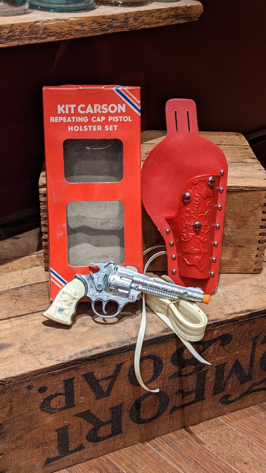 Vintage Kit Carson Cap Toy Set in Original Box- Model No.318 NOS White ...