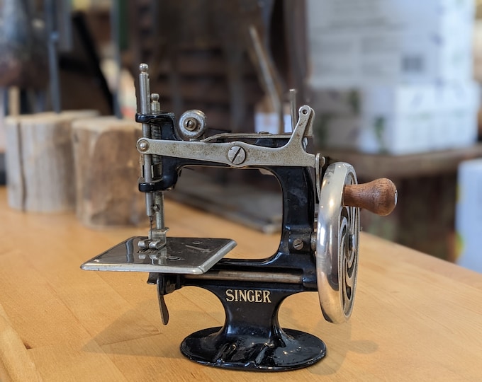 Vintage Singer Model 20 Sewing Machine C.1920's - Etsy