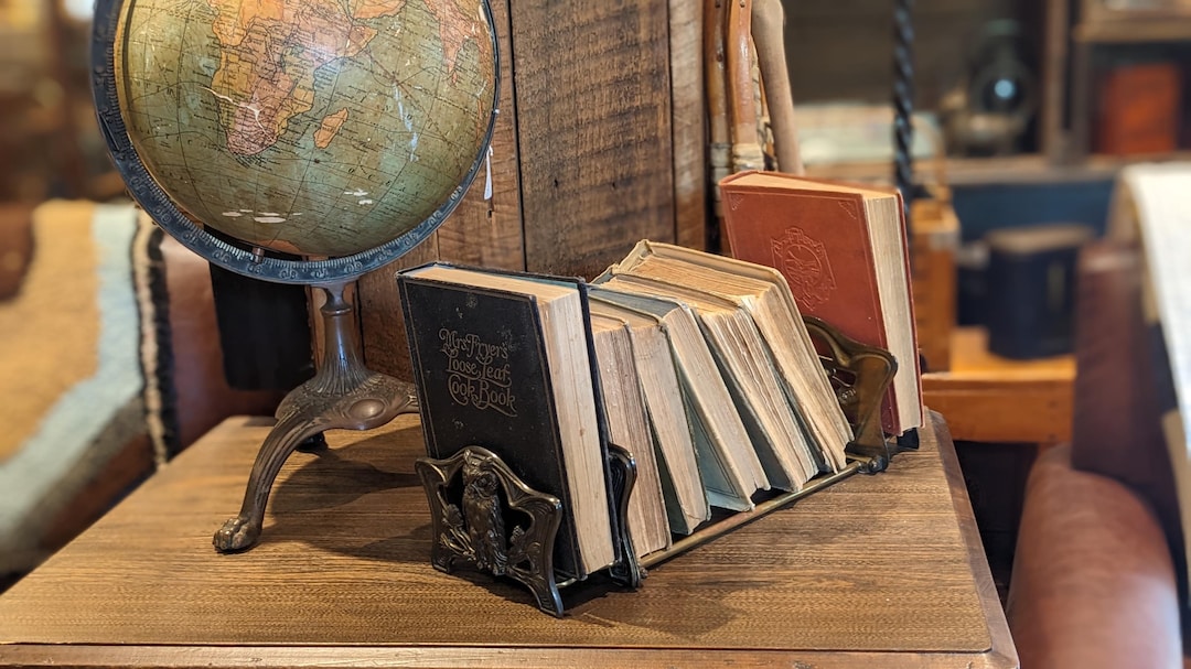 Antique Art Nouveau Cast Iron Judd Owl Sliding Bookends With Letter ...