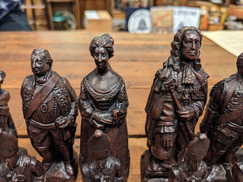 Studio Anne Carlton SAC Battle of Culloden Chess Set - Etsy