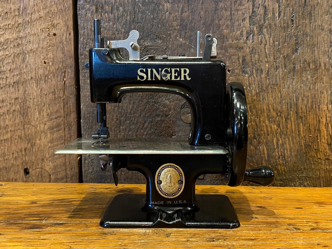 Vintage Singer Sew Handy Model 20 Toy Sewing Machine - Etsy