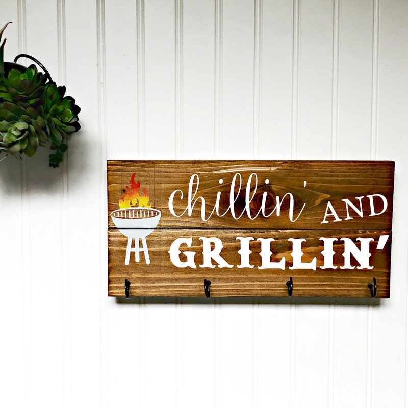 Grillin and Chillin Sign - Etsy