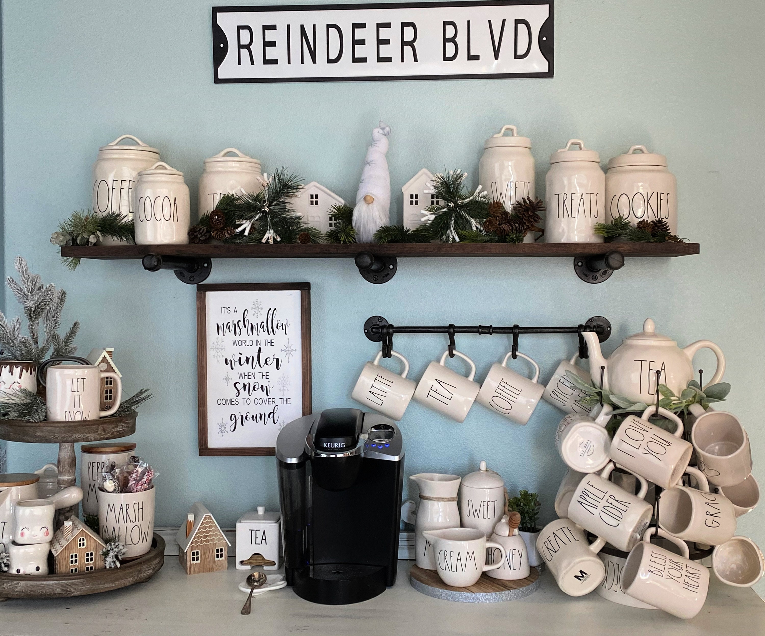 It's a Marshmallow World in the Winter When the Snow Comes - Etsy