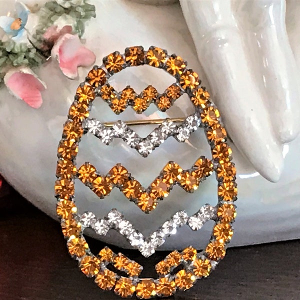 Easter Egg Brooch - Etsy