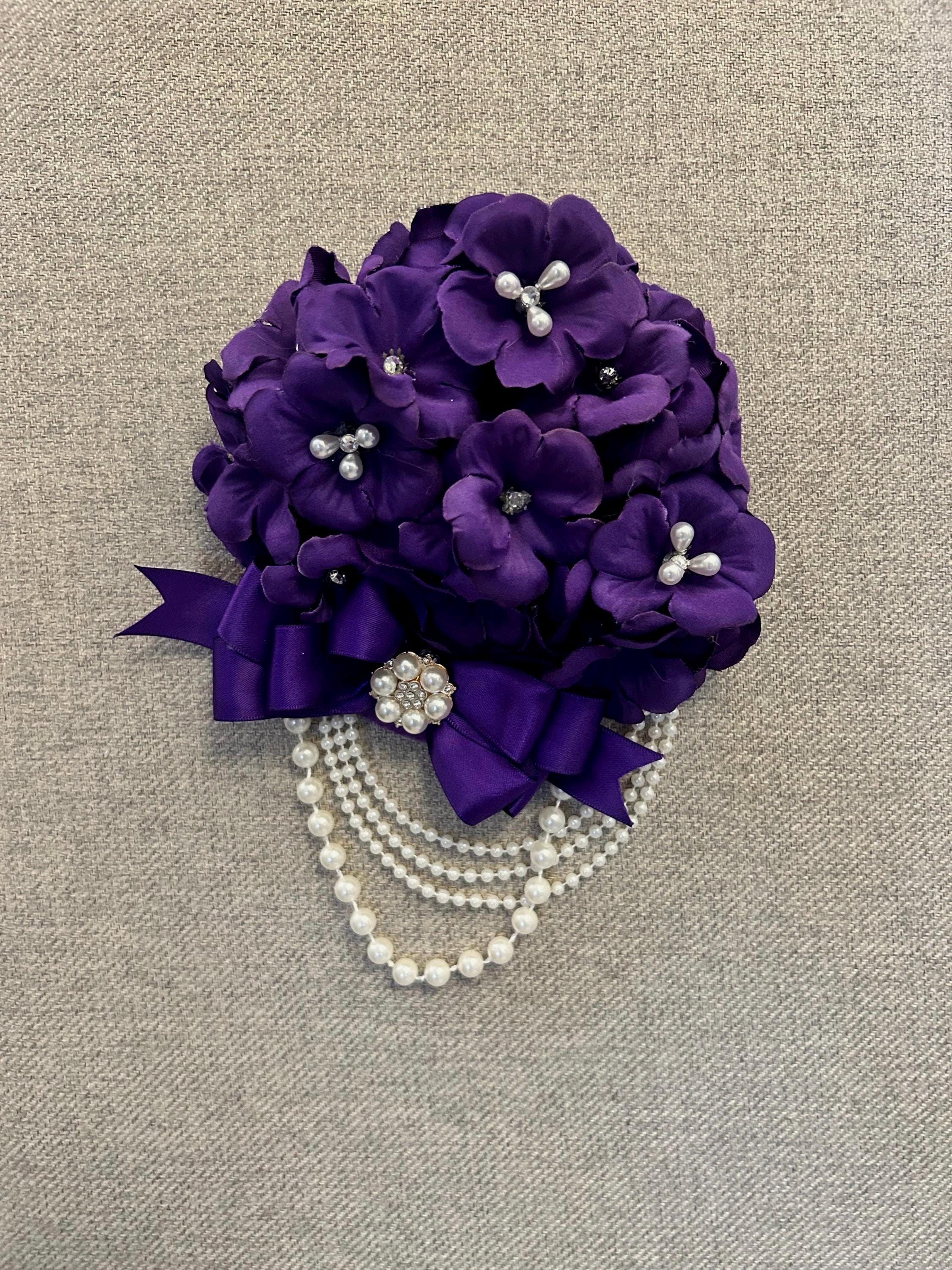 Extra-large African Violet, DST African Violet, African Violet Corsage ...