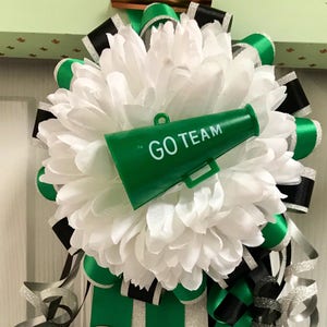 Pee Wee Mum, Wrist Mum, Wrist Homecoming Mum, Mini Mum, Homecoming Mum ...